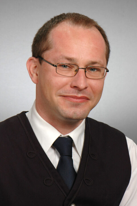 Tanárok | Budapesti Egyetemi Katolikus Gimnázium és Kollégium